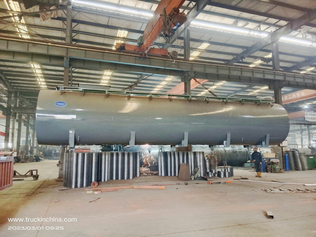 Lined PE 6604 Gallon Sodium Hypochlorite Storage Transportation Tanks ...