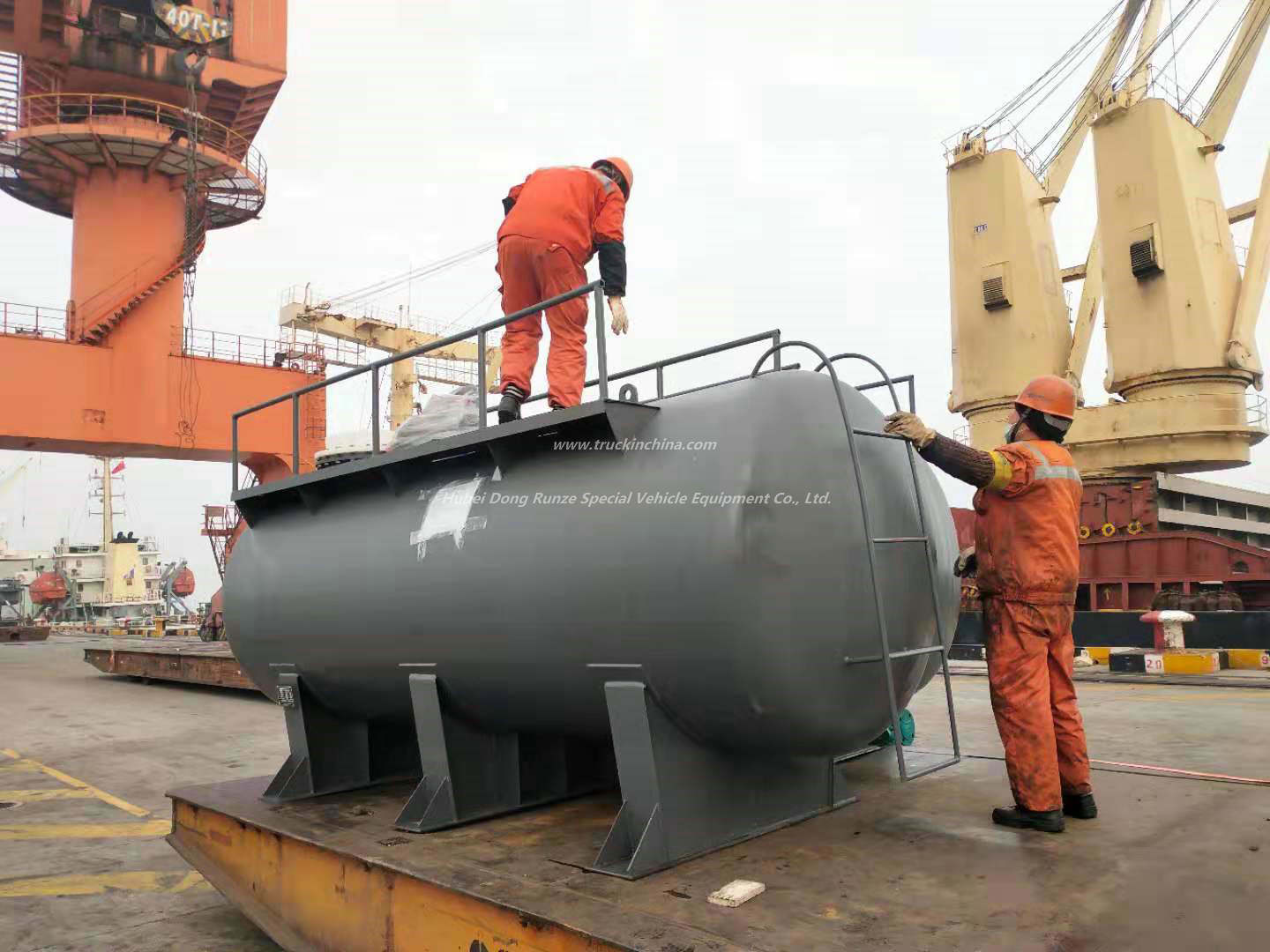 Customized Hydrochloric Acid Storage Tank 4000L Lined for Vietnam ...